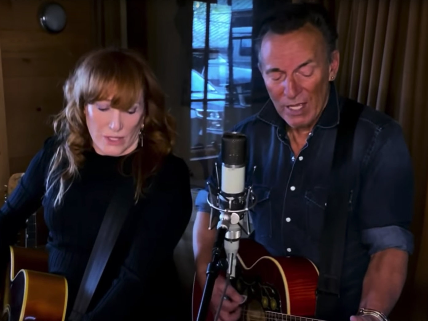 Watch Bruce Springsteen and Patti Scialfa's stay-at-home session - UNCUT