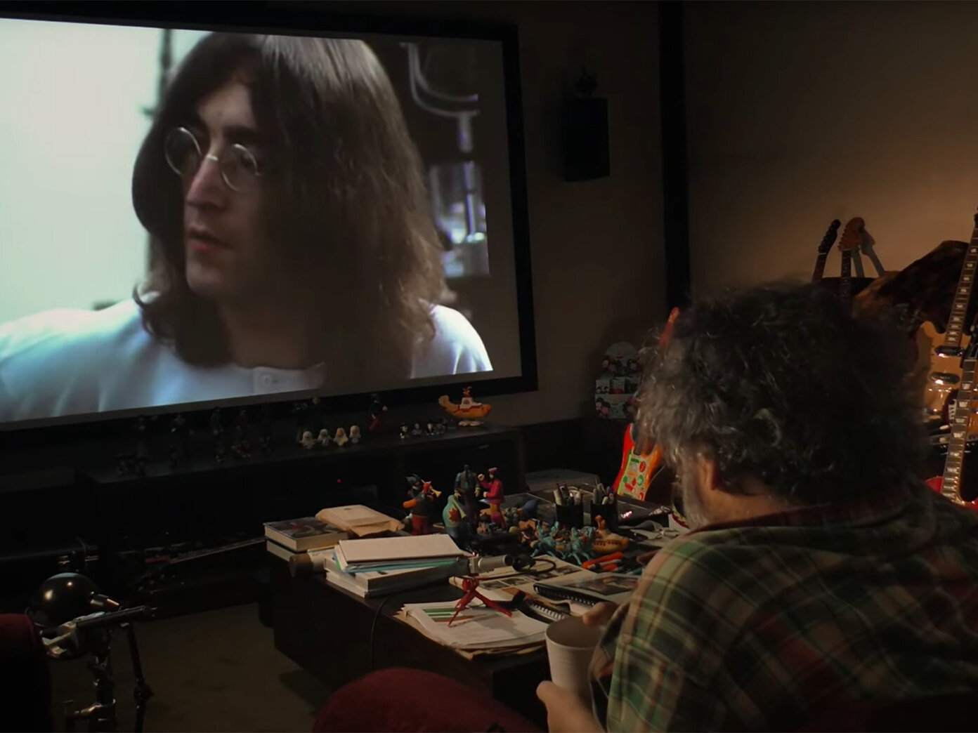 Watch Peter Jackson introduce a montage from The Beatles: Get Back - UNCUT