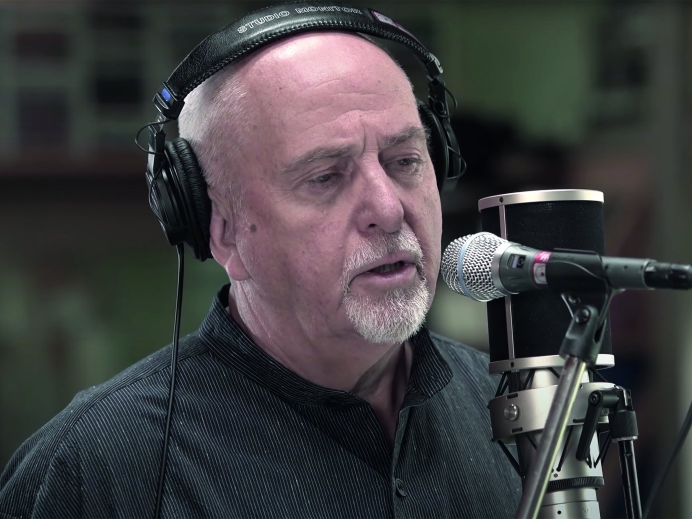 Watch Peter Gabriel's new version of "Biko" - UNCUT